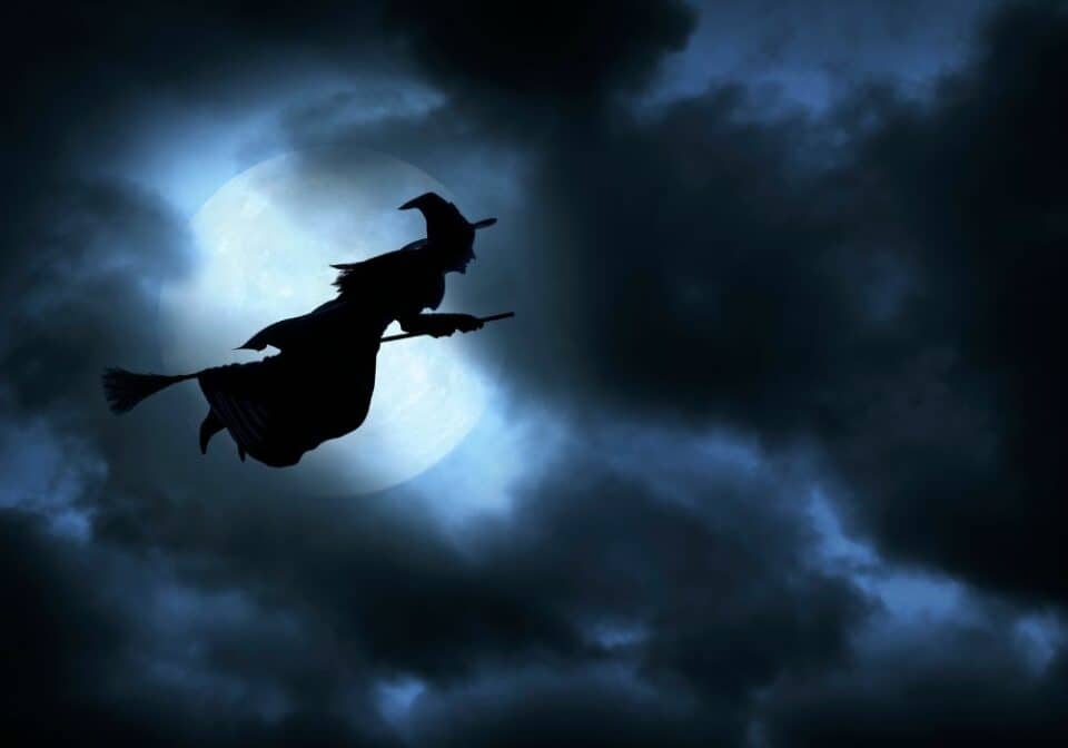 16 Spiritual Meanings When You Dreaming About Witches